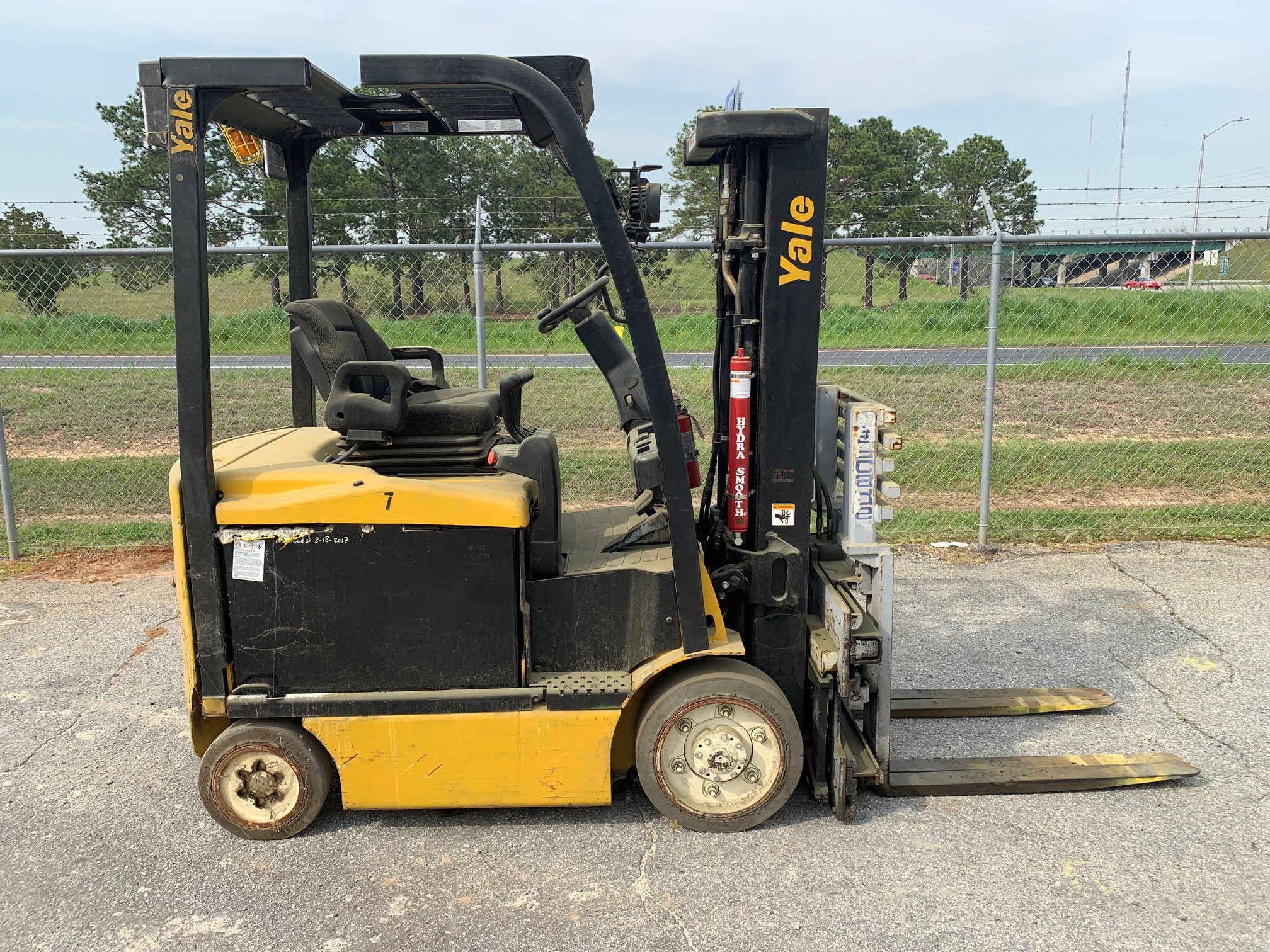 Yale | Material Handling Equipment | LiftOne