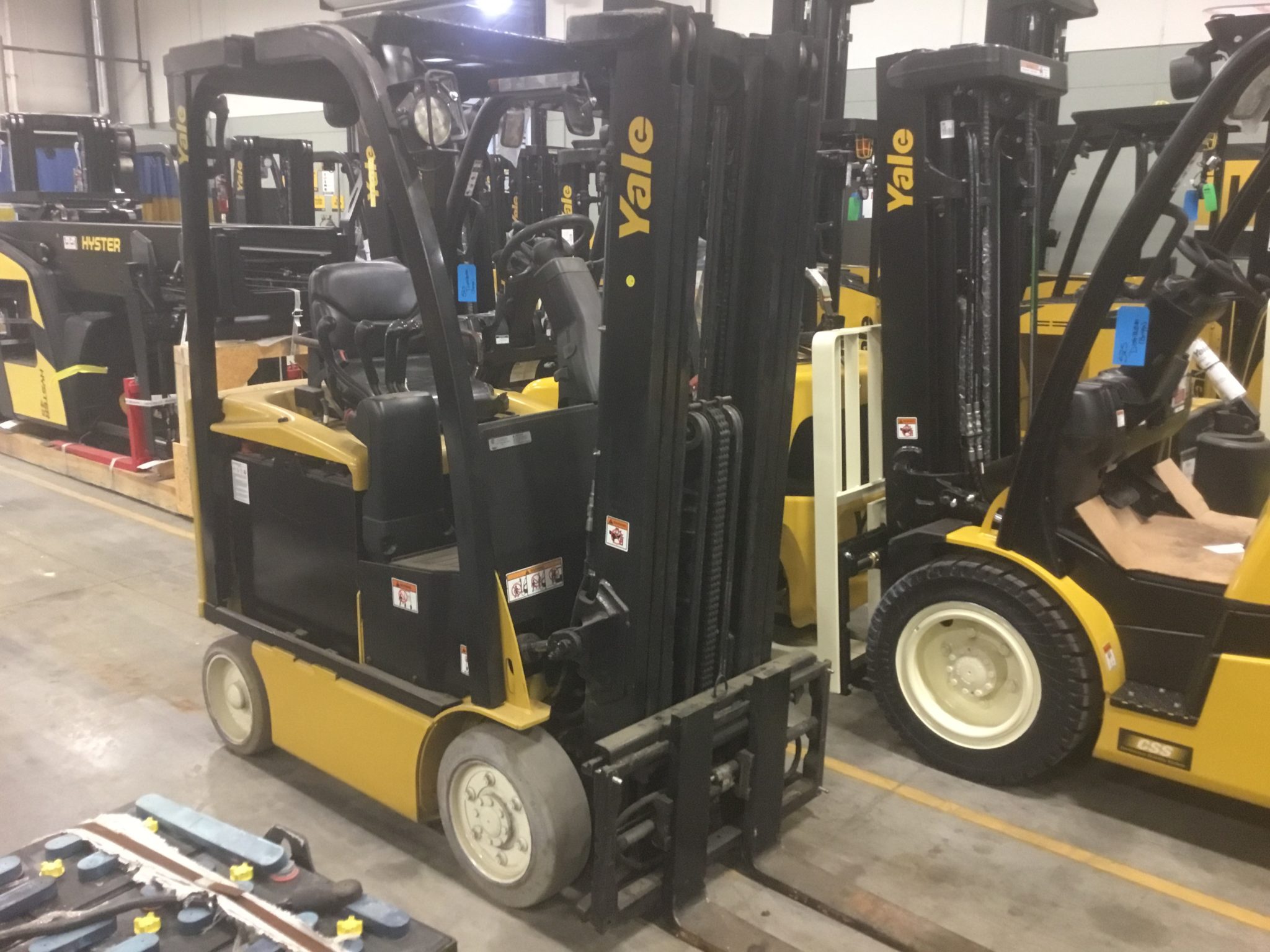 Pre-Owned Industrial Forklifts For Your Fleet | LiftOne