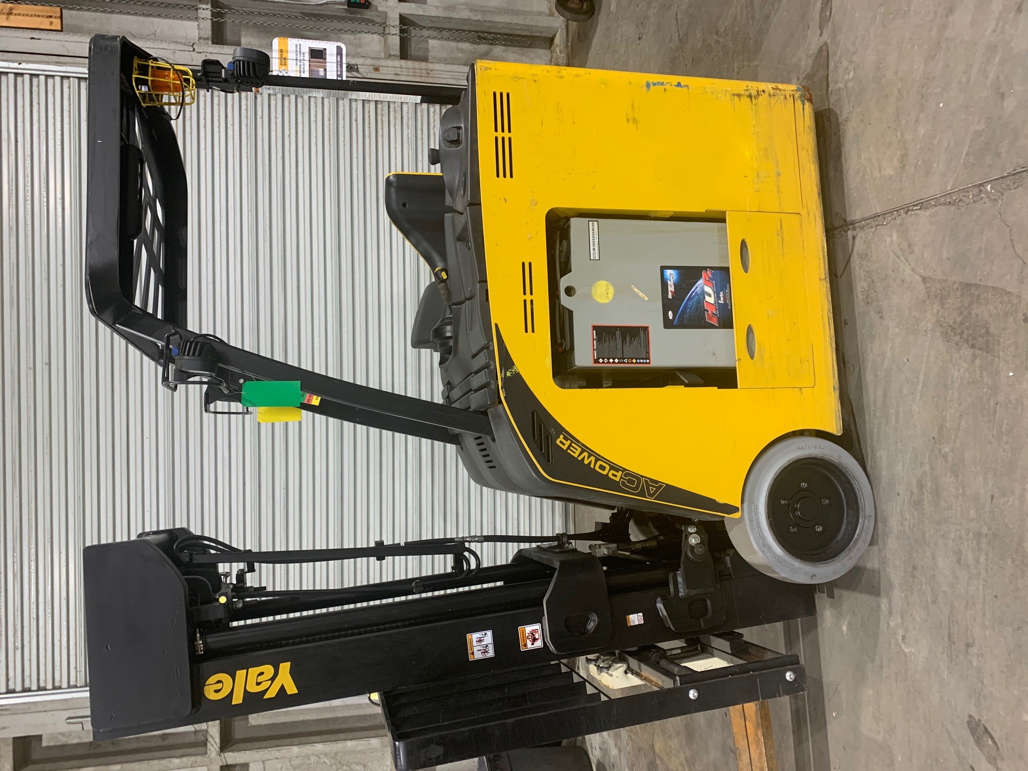 Pre-Owned Electric Archives | LiftOne