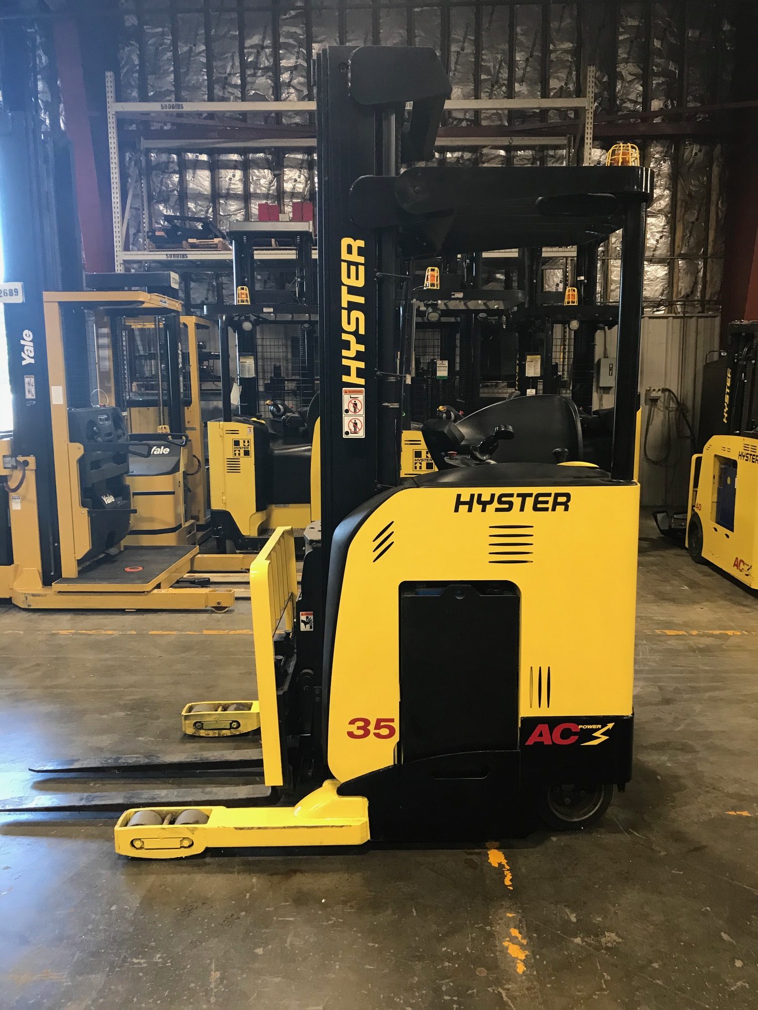 Pre-Owned Electric Archives | LiftOne