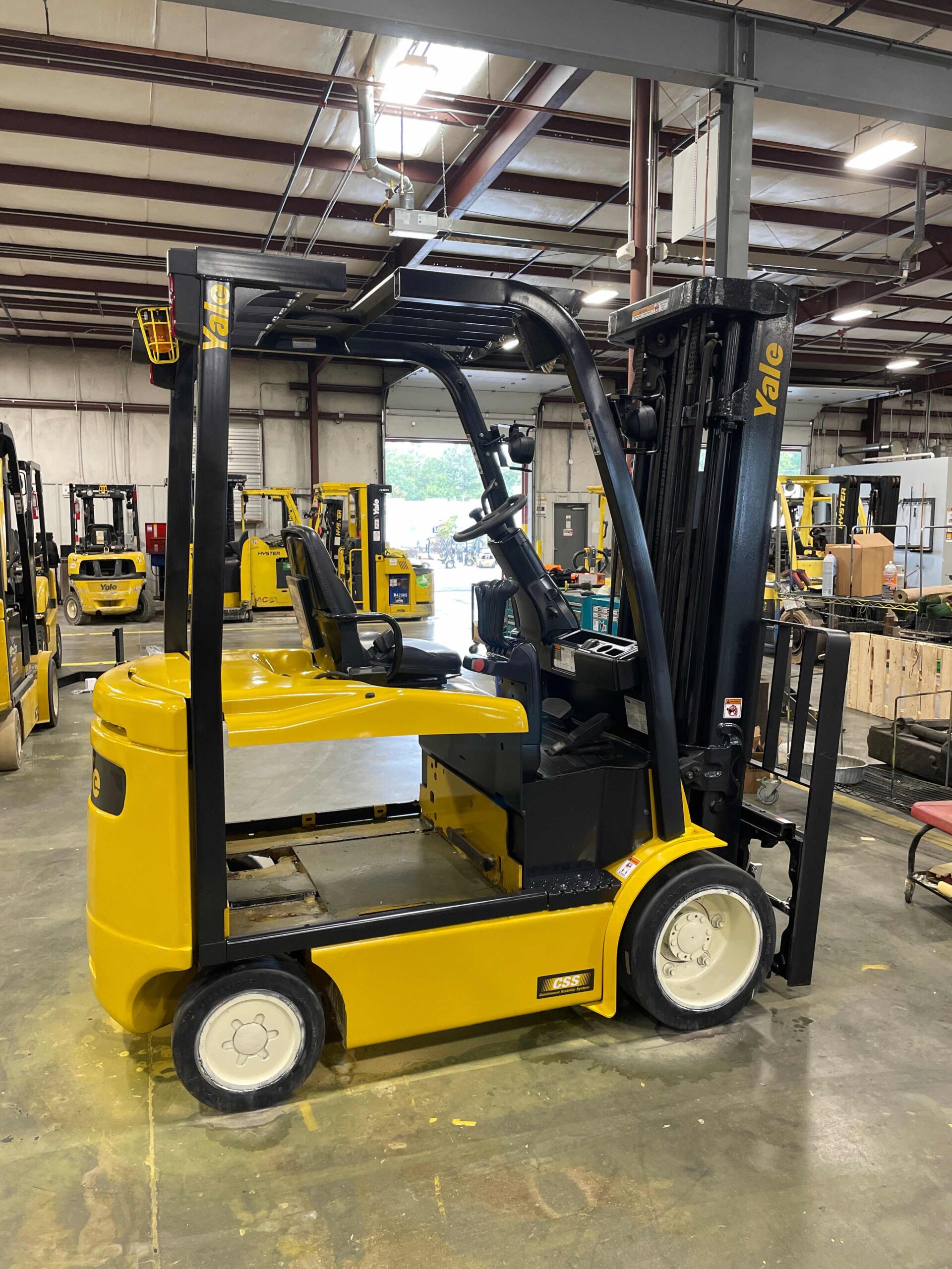 YALE ERC060VG | Pre-Owned Industrial Equipment For Sale | LiftOne