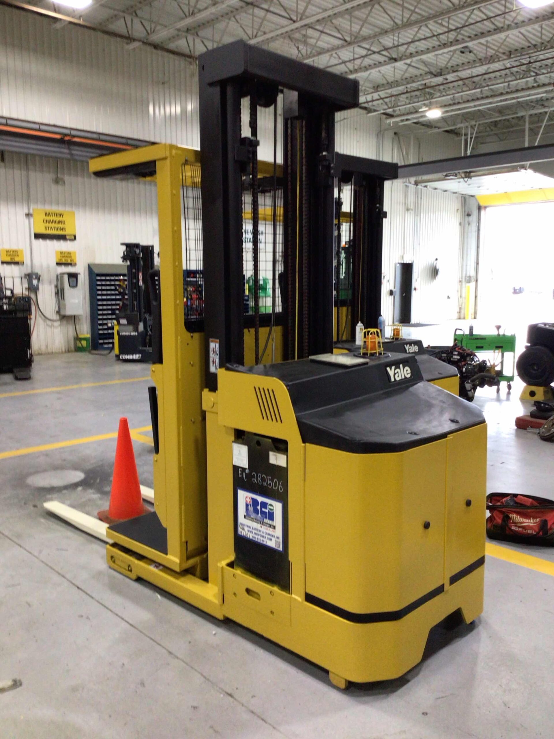 YALE GP060MX | Pre-Owned Industrial Equipment For Sale | LiftOne