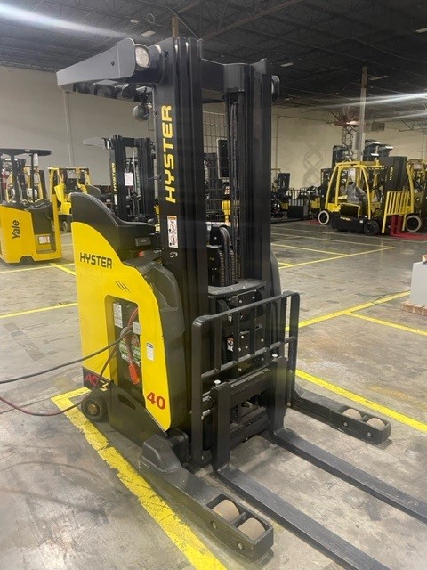 Pre-Owned Electric Archives | LiftOne